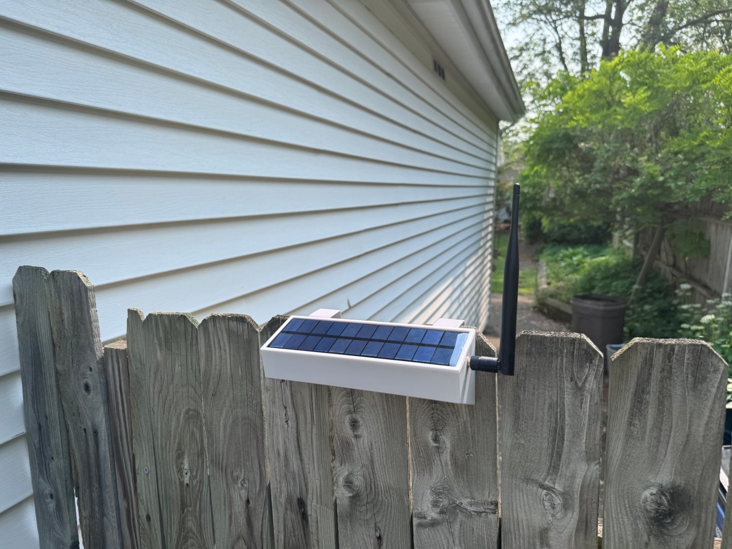 Inexpensive Homemade Outdoor Solar Node – BuffaLoRa